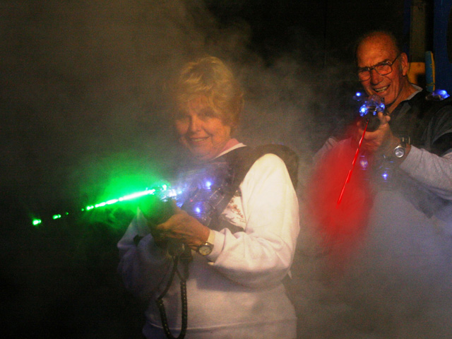 e7_Tom_Dee_green_red | iPlayLaserforce