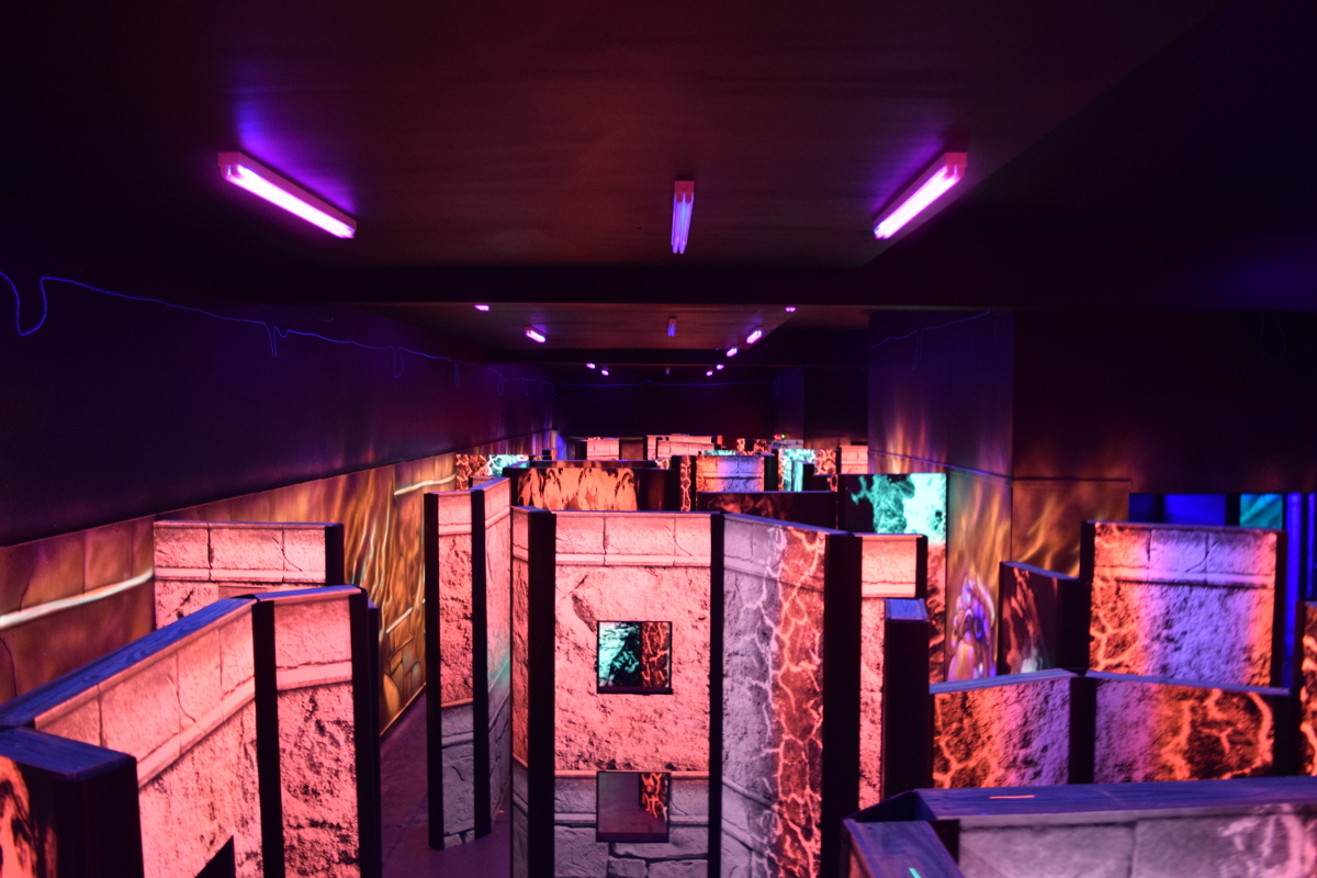 caro_slider1 | iPlayLaserforce